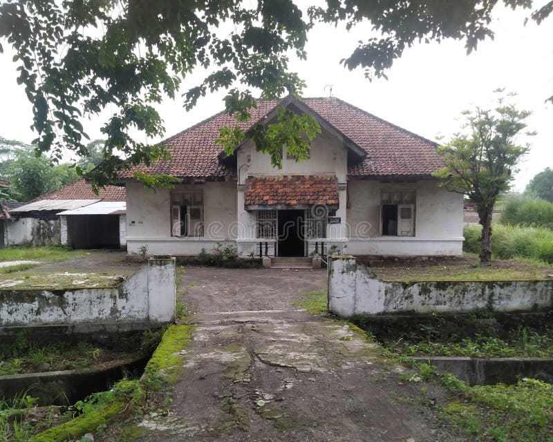 An Old, Neglected House on the Side of the Road Stock Image - Image of ...