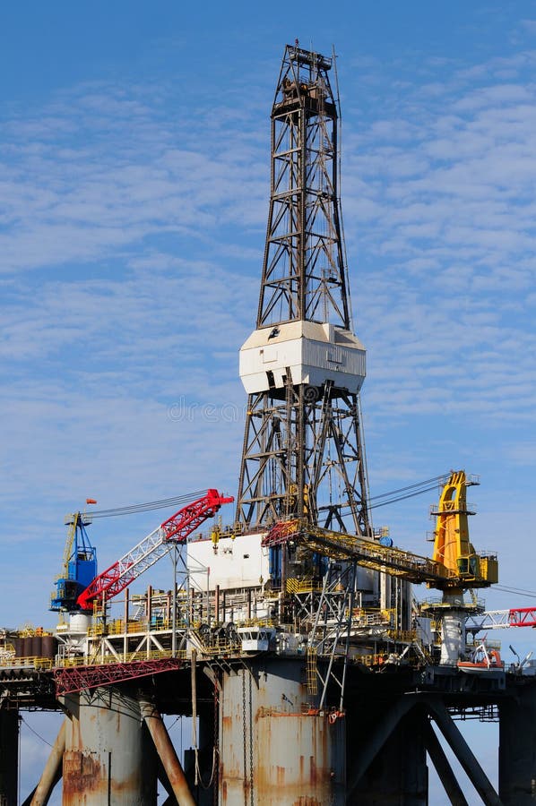 Old Drilling Rig Stock Photos - Download 1,203 Royalty Free Photos