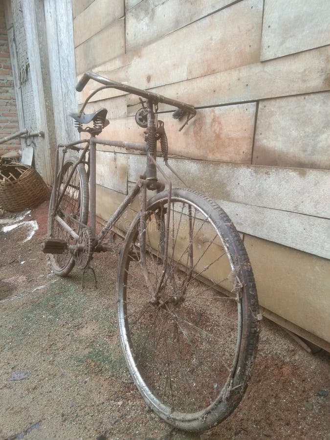 This is an Old Ontel Bicycle, this Bicycle Was Released in the 1980s ...