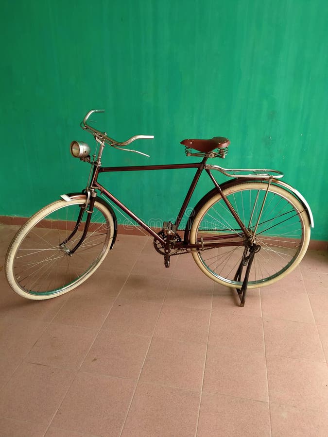 Old Onthel stock image. Image of represents, cycling - 205922003