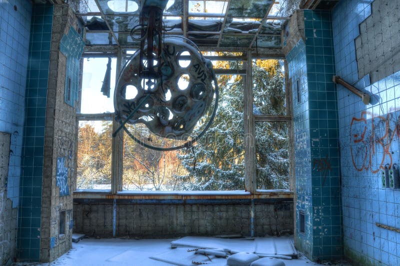 Old Operating Room in Beelitz Stock Image - Image of heilsttten, floor ...