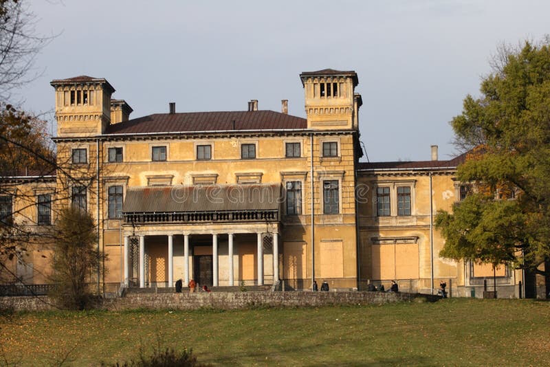 Old palace in park stock photo. Image of motiff, palace - 16728138