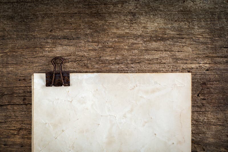 307 Rusty Paper Clip Stock Photos - Free & Royalty-Free Stock Photos ...