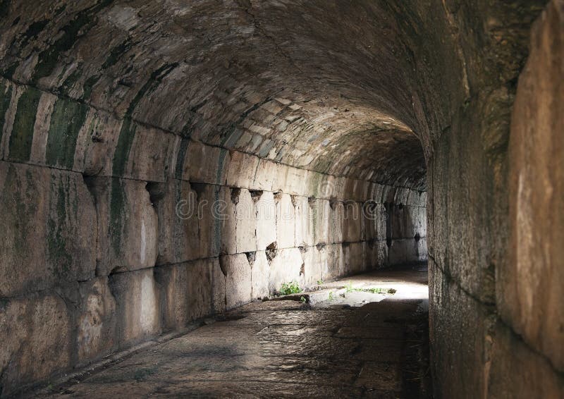 Old Roman Tunnel To Gladiator Arena Stock Photo - Image of arcs ...
