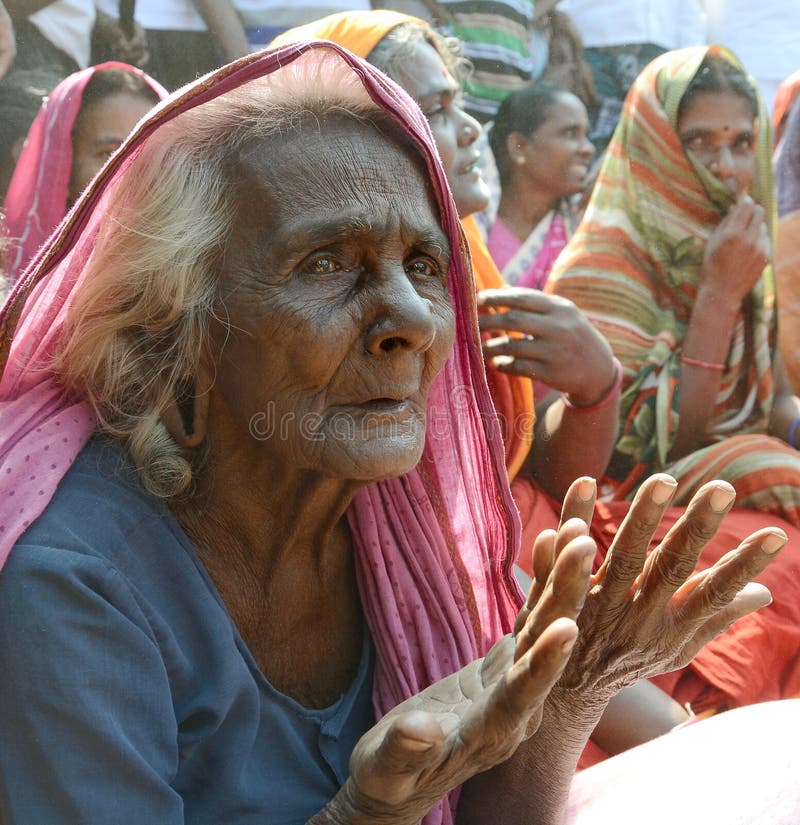 Old poor women editorial stock image. Image of lady, india - 65667034