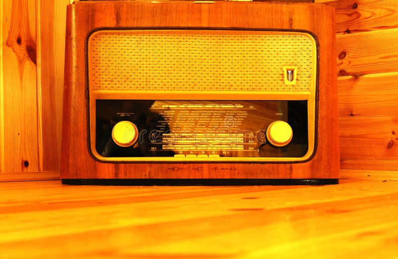 Old radio stock image. Image of needle, audio, entertainment - 3514753