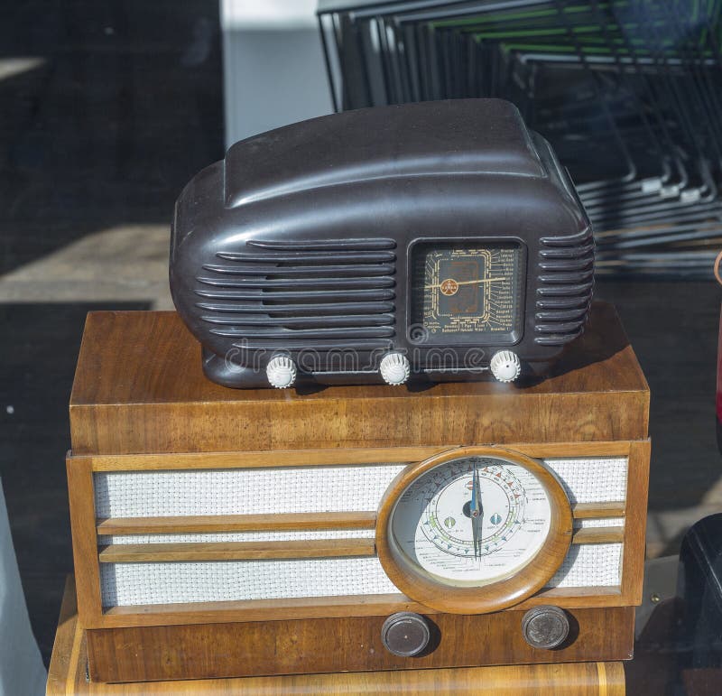 196 Old Radio Stations Stock Photos - Free & Royalty-Free Stock Photos ...