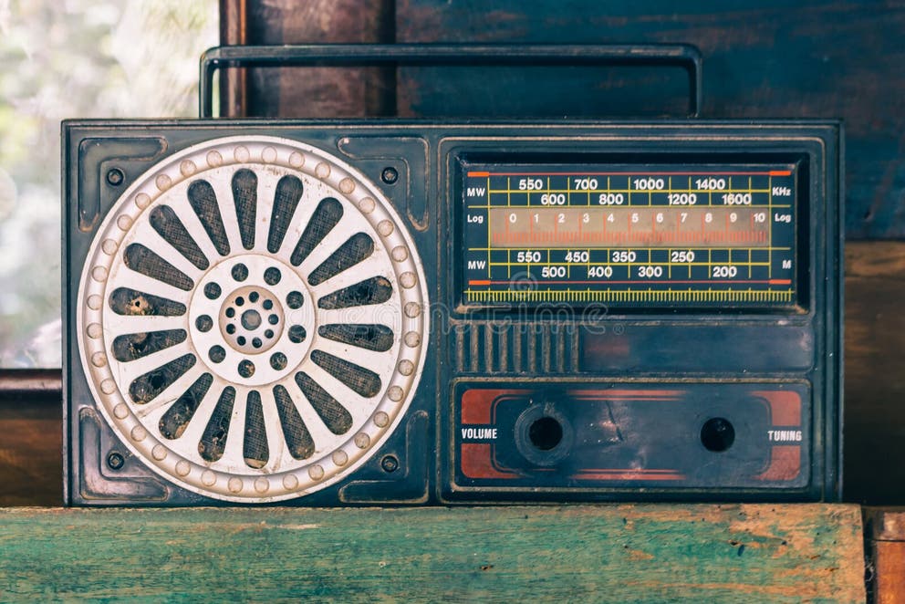 Old raido stock image. Image of dial, retro, audio, broadcast - 44154751