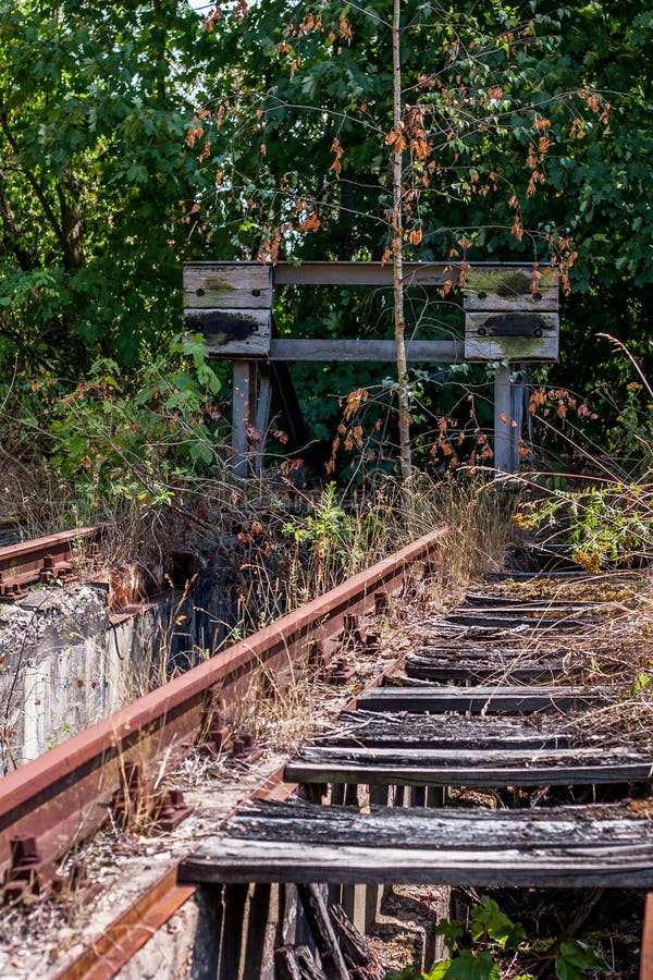 Old Railroad Tracks with Buffer Stock Image - Image of stop, area ...