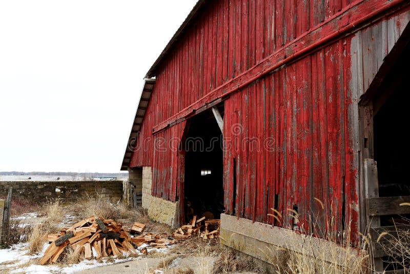 Old Red Barn in Illinois Close Up Stock Image - Image of rancher ...