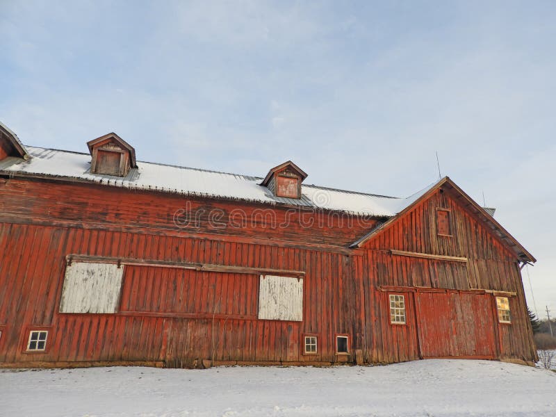 Historic Old Red Barn Illuminated by Setting Winter Sun Stock Image ...