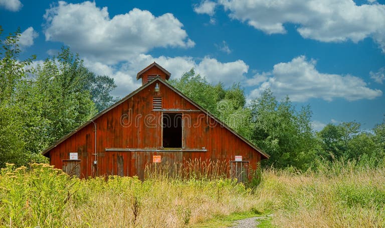 157 Old Red Barn Painting Stock Photos - Free & Royalty-Free Stock ...