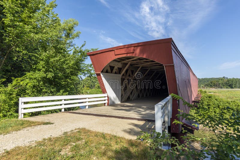 An Old Red Covered Bridge stock image. Image of span - 195338717