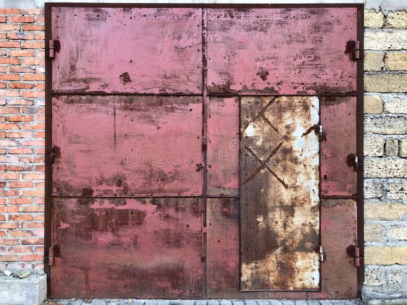 Old Rusty Steel Plate Steel Gate Stock Image - Image of design ...