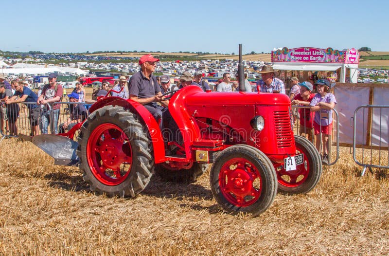 Old Red Vintage Tractor at Show Editorial Stock Photo - Image of field ...