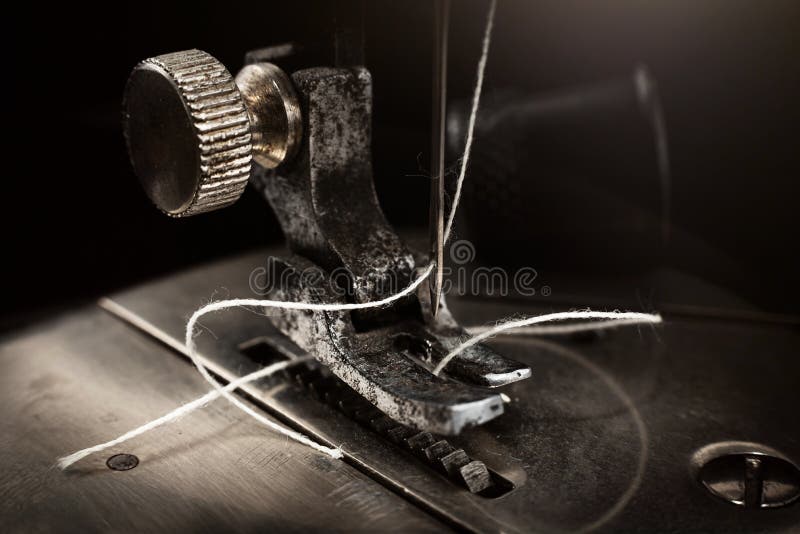 Old Retro Sewing Machine, Needle with Thread, Scissors and Thimble ...