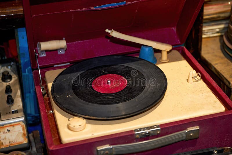 An Old Retro Vinyl Record Player Editorial Stock Image - Image of ...