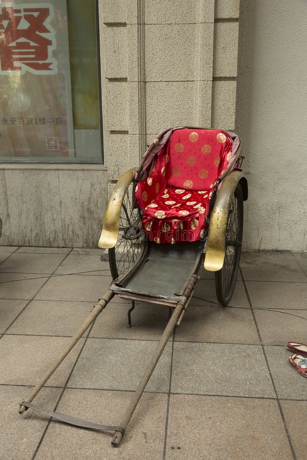 Old rickshaw editorial image. Image of passenger, indochina - 100309430
