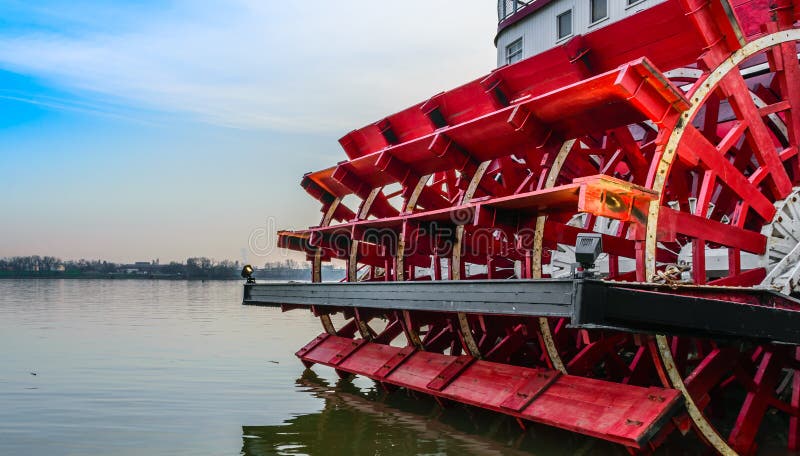 Steamboat Wheel editorial photo. Image of steamboat, paddlewheel - 14393821