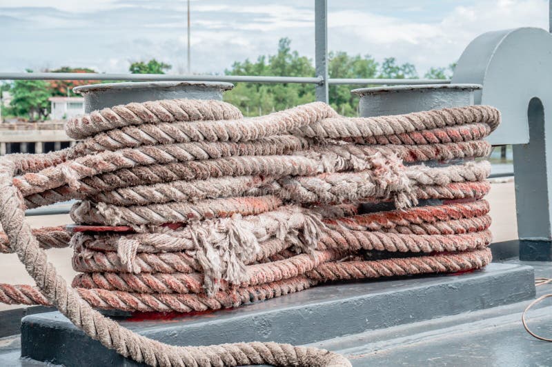 Old Rope Tied with a Ship Cleat Stock Image - Image of dock, ship: 57565893