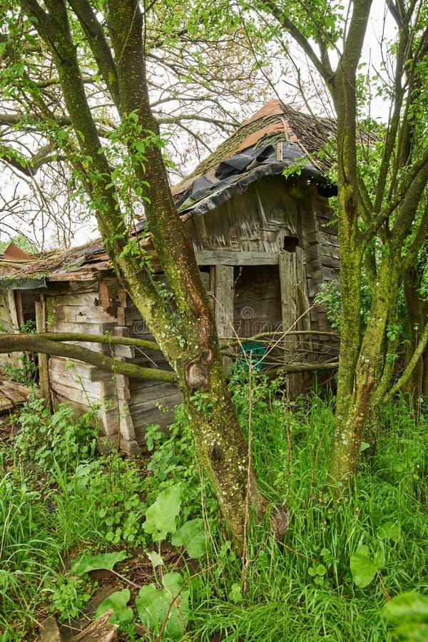 Old ruined house stock photo. Image of creepy, empty - 91955160
