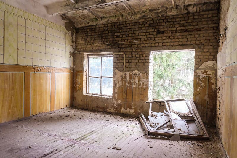 286 Unkempt Room Stock Photos - Free & Royalty-Free Stock Photos from ...