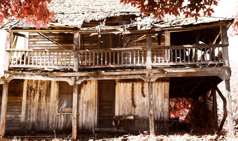 Old Run-down Farm House stock photo. Image of paint, fall - 1217042