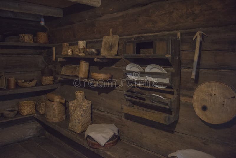 Old Russian log hut editorial stock photo. Image of clay - 81795973