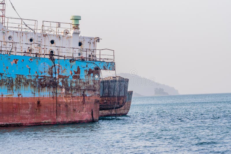 Old rusty abandoned ship stock image. Image of nature - 93253943