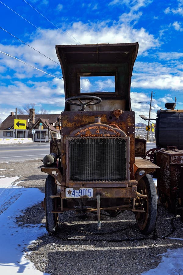 Old rusty car stock photo. Image of cars, rusty, stillife - 65680966