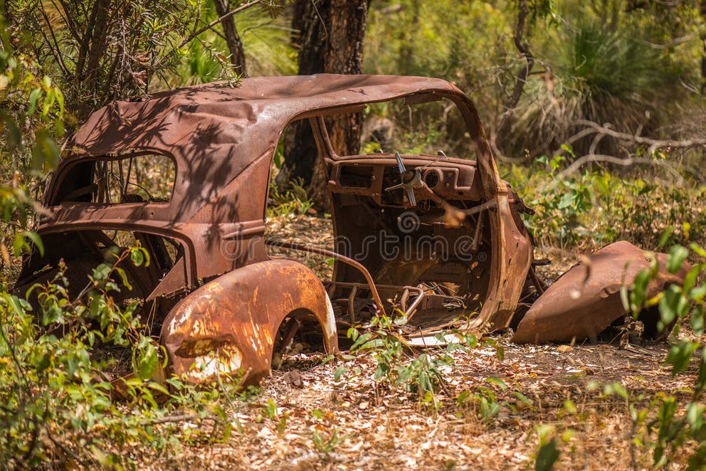 Old Rusty Car in Australian Bush Stock Photo - Image of rust, western ...