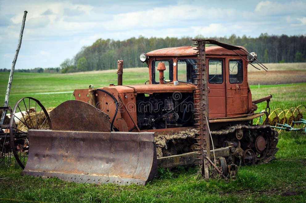 Old Rusty Crawler Tractor with Shovel Stock Image - Image of concrete ...