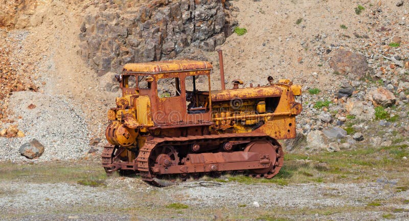 Old Rusty Crawler Tractor with Shovel Stock Image - Image of work, sand ...