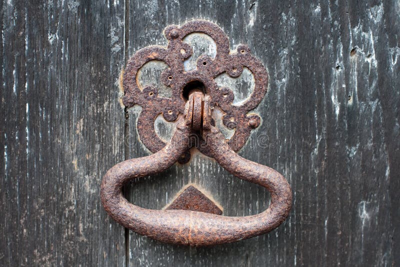 Old rusty door handle stock image. Image of front, doorknob - 21541427