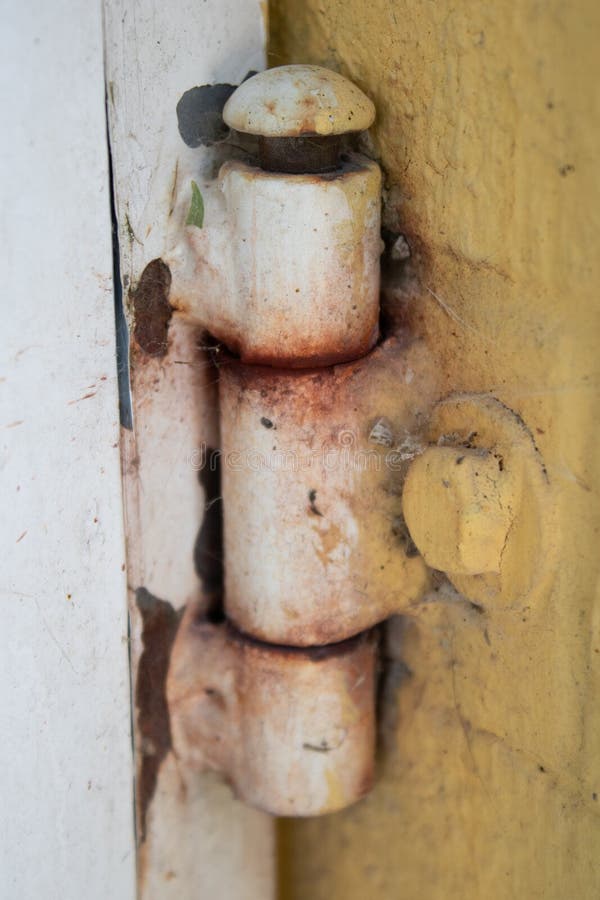 Old rusty door hinge stock image. Image of showing, obsolete - 158669501