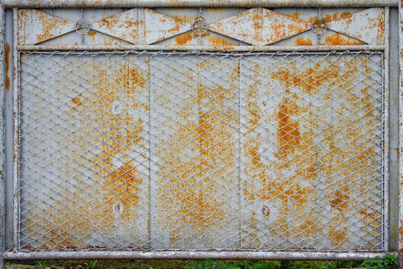 Old rusty fence metal mesh stock photo. Image of brown - 86672682