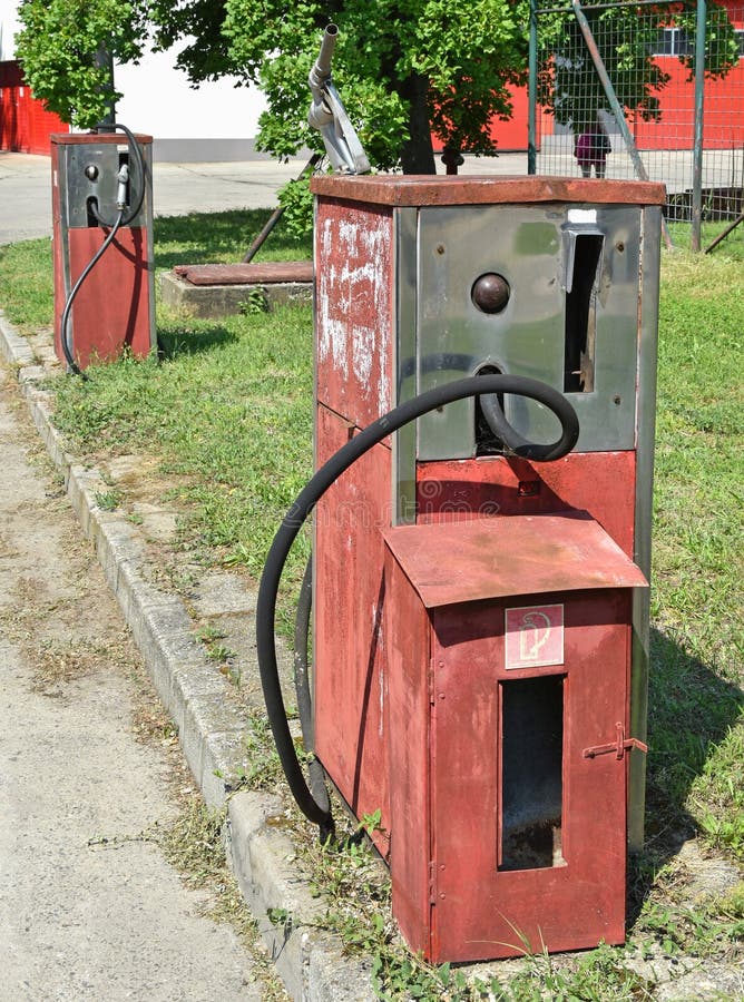 Old rusty gas stations stock image. Image of fossil - 118864113