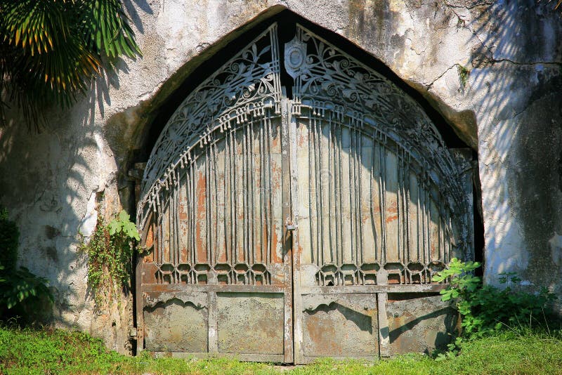 Old rusty gate stock photo. Image of house, dark, beautiful - 108314322