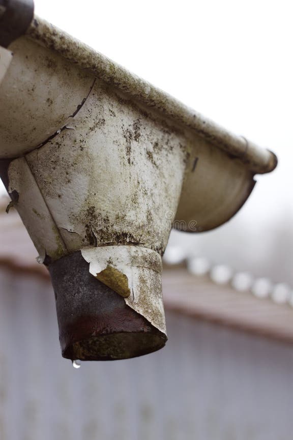 Old rusty house gutter stock image. Image of outdoor - 143177591