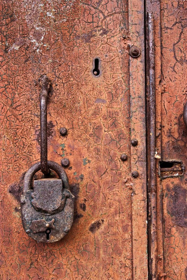Old rusty lock stock image. Image of black, bolt, rust - 12624129