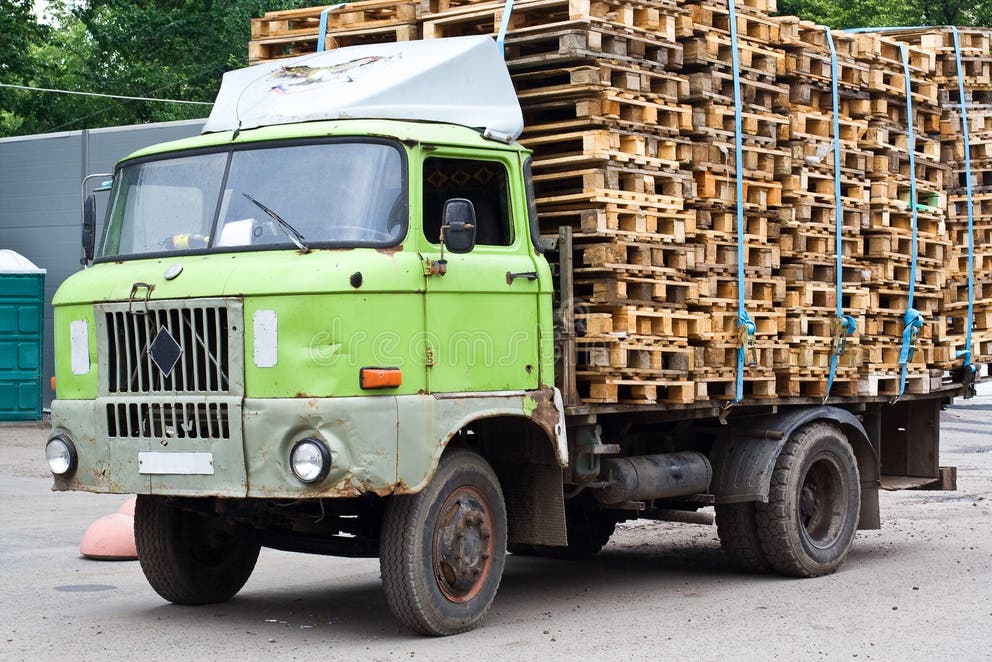 Old Rusty Lorry with Pallets Stock Photo - Image of packing, load: 5856442