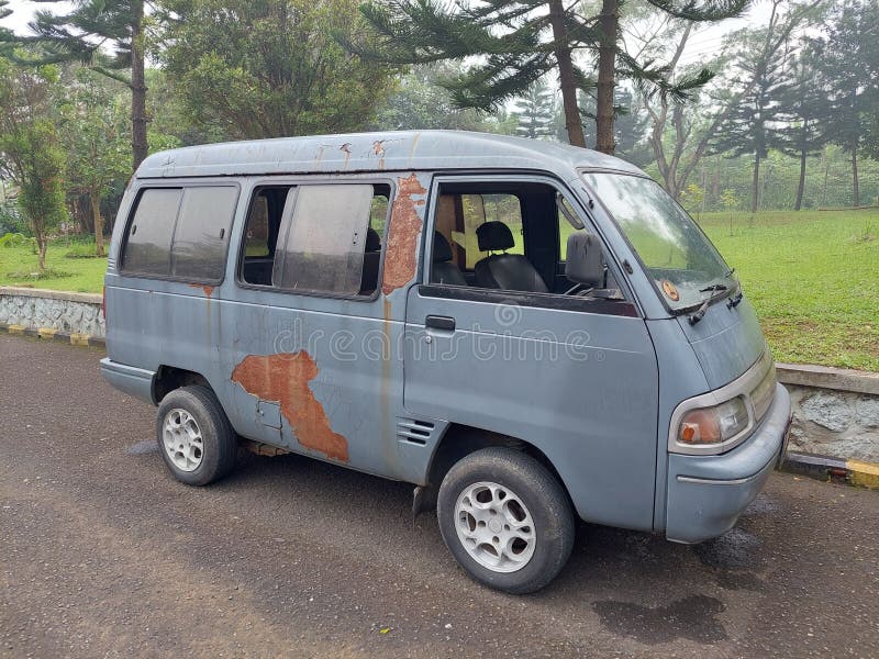 An old rusty minibus stock image. Image of minibus, rusty - 251344557