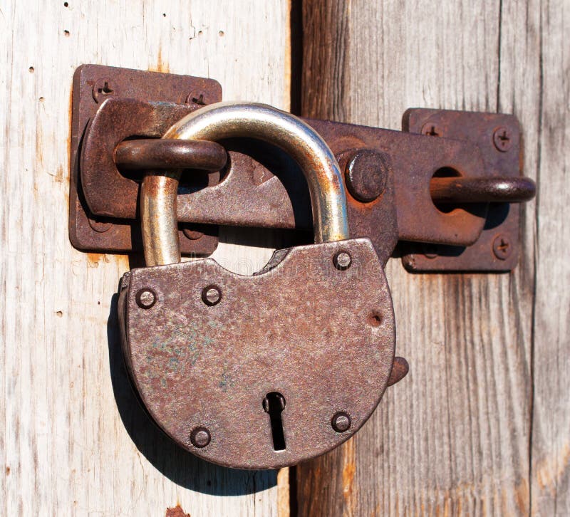 Old and rusty padlock. stock image. Image of oxidize - 35558575