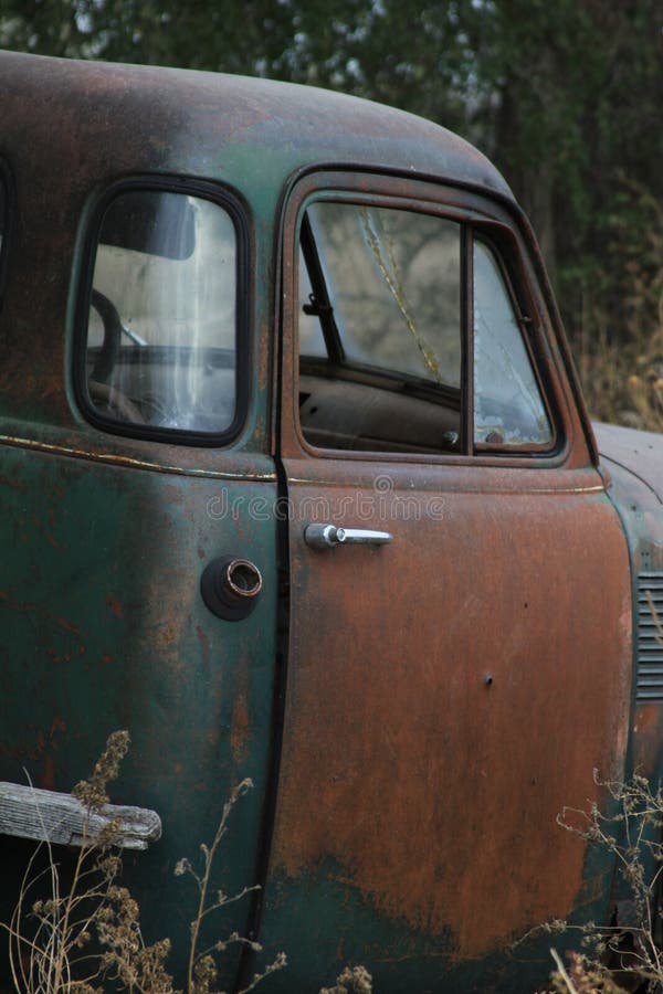 Old rusty pickup stock image. Image of weeds, gascap - 101834473