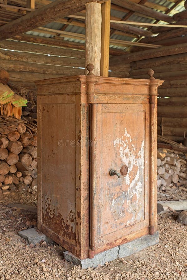 Rusty safe. stock image. Image of history, security - 366745437
