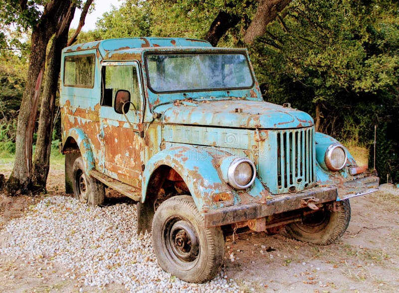Old and Rusty SUV Abandoned Stock Image - Image of automobile, burnt ...