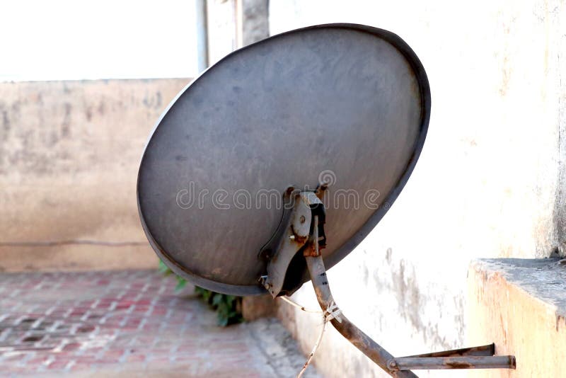 Old Rusty Television Antenna Image, Satellite Dish Image Stock Image ...