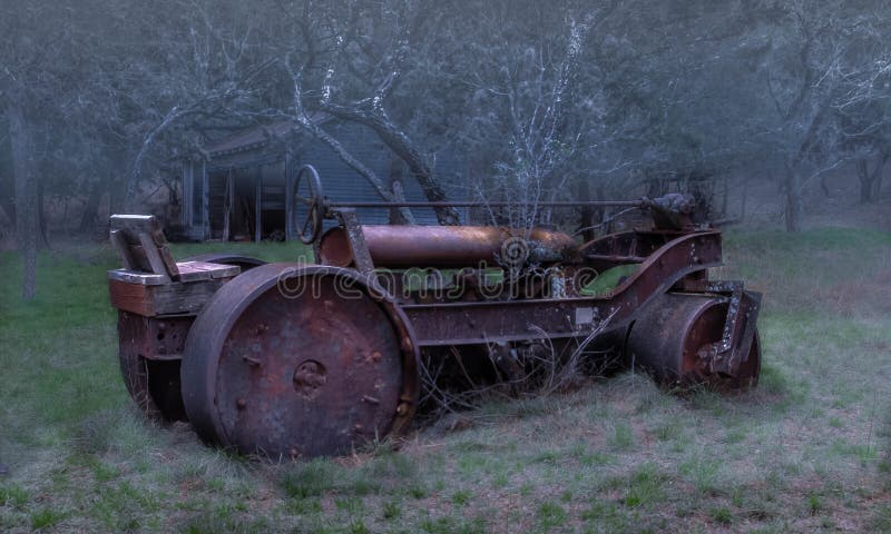 Old Rusty Tractor with Metal Barn Stock Photo - Image of barn, metal ...
