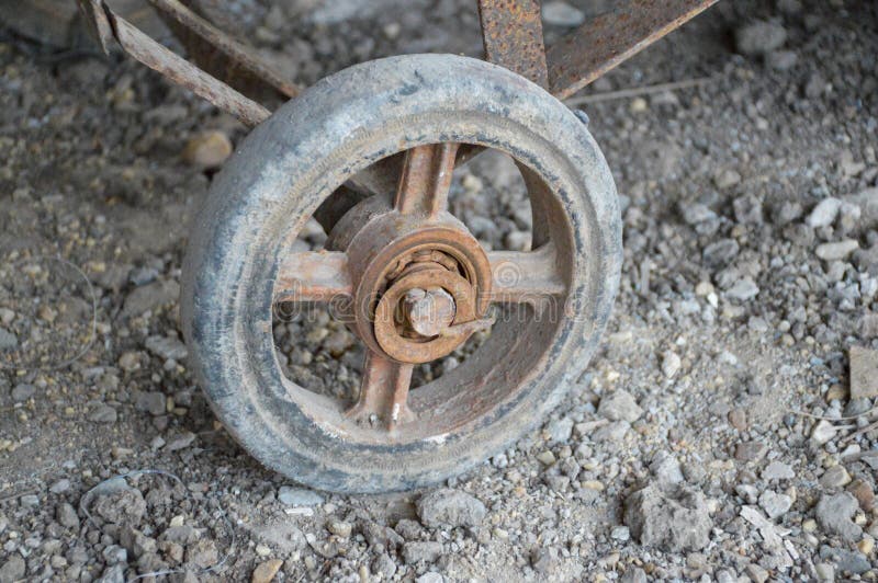 Old rusty wheel cart stock image. Image of rusty, rust - 71807255