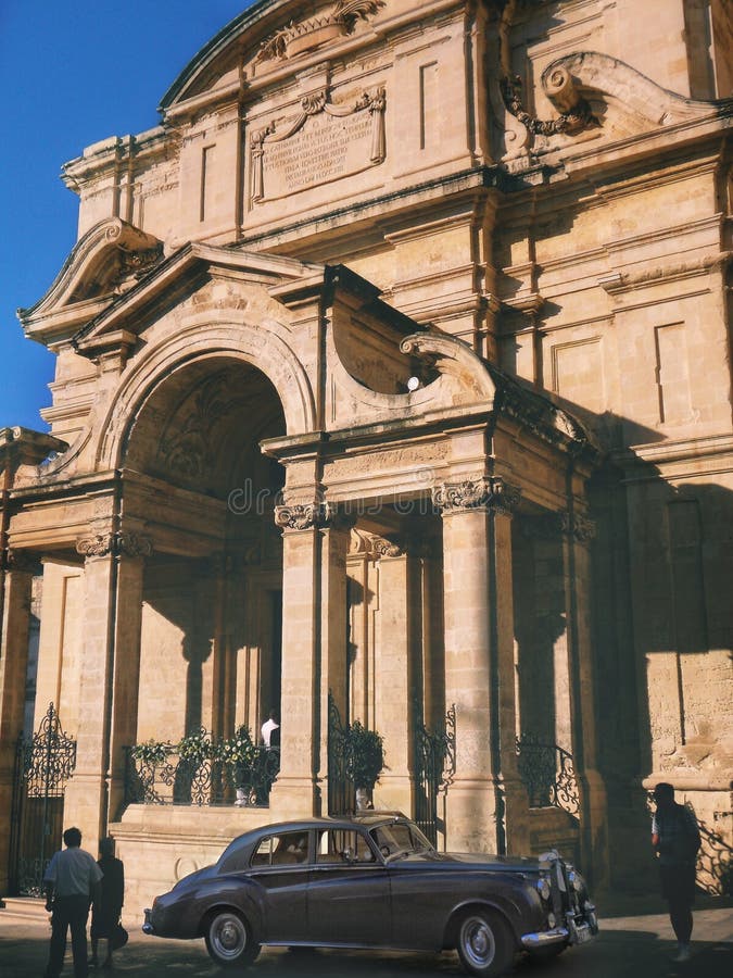 Old School Rolls Royce on Valetta Streets Editorial Stock Photo - Image ...
